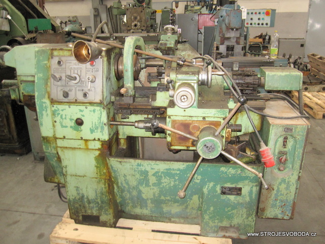 Soustruh revolverový univerzální #2268